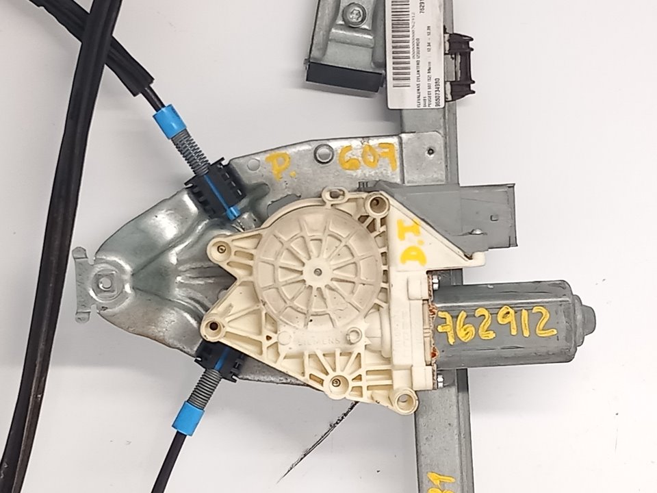 PEUGEOT 607 1 generation (2000-2008) Priekinių kairių durų stiklo ...