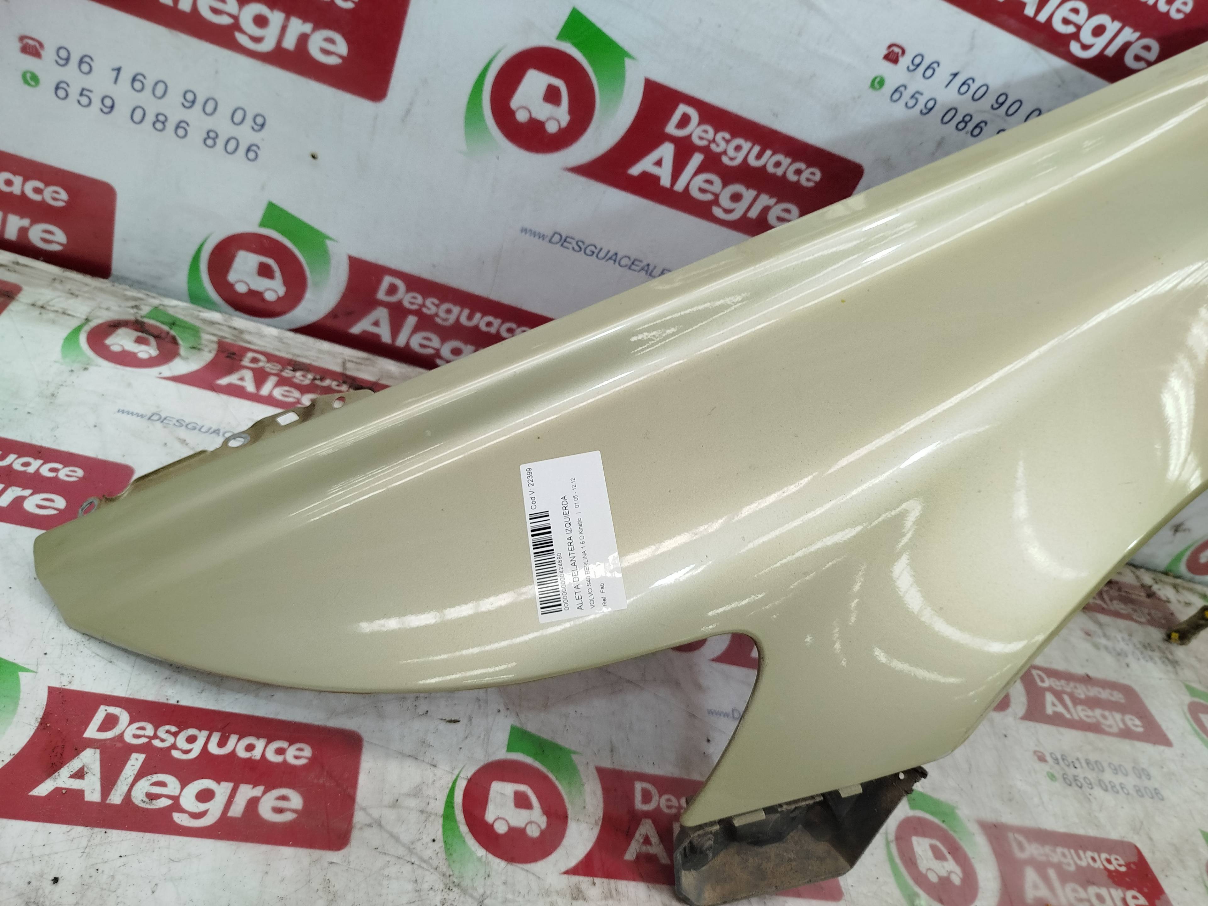VOLVO S40 2 generation (2004-2012) Front Left Fender 24814285 - Used ...