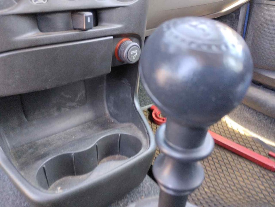 FIAT Gear Shifting Knob 27290554 - Used parts online - 13637007